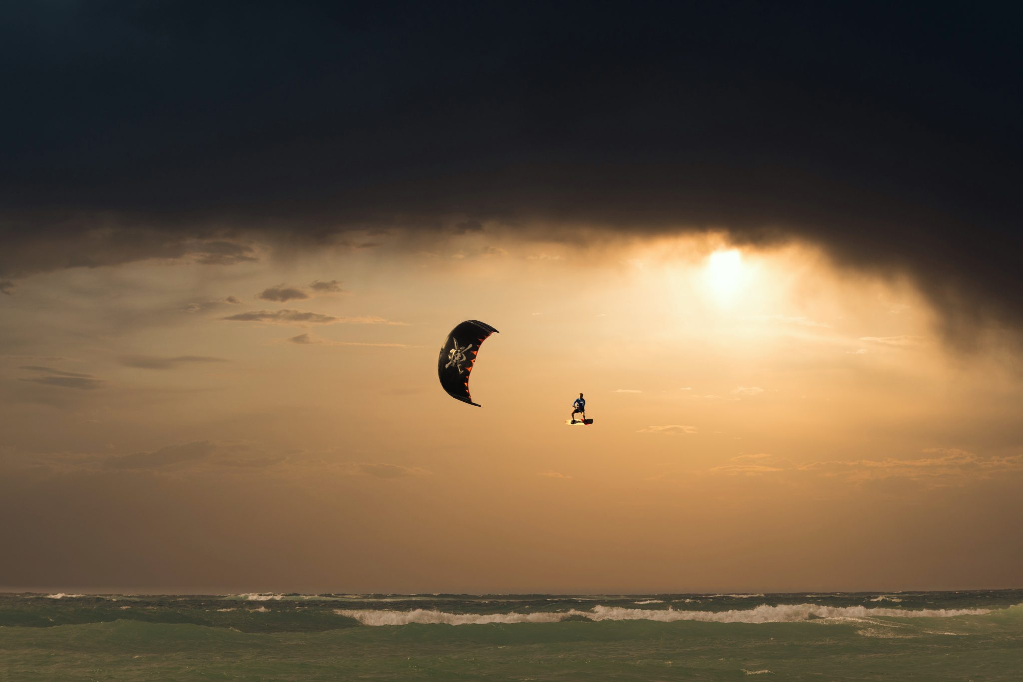 Tim Walsh - Maui Kitesurfing Guide - Pick Mangoes in Mango Season ...